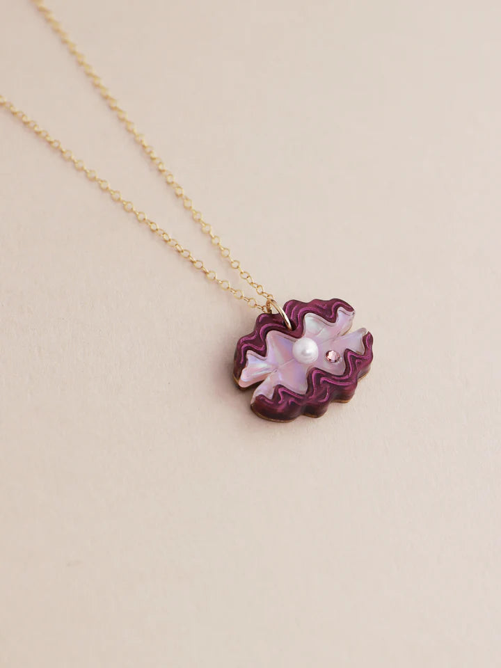Clam Necklace | The Every Space